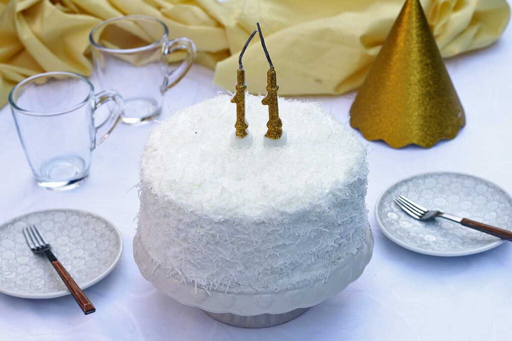 BOLO DE ABACAXI COM COCO SEM AÇÚCAR PARA ANIVERSÁRIO - Receitas ...